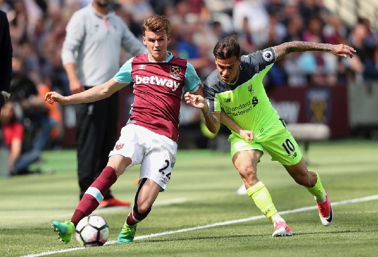 Liverpool boost top four bid, Spurs say farewell to the Lane - The Namibian