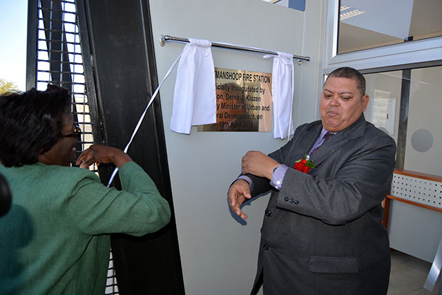 Klazen opens Keetmans N$4m fire station - The Namibian