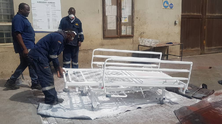 Artisans repair hospital equipment - The Namibian