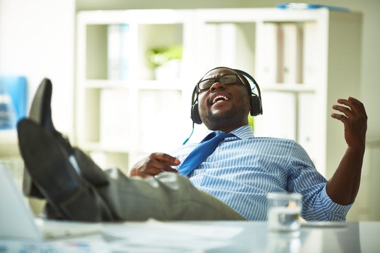 Music only helps you concentrate if you're doing the right task - The ...