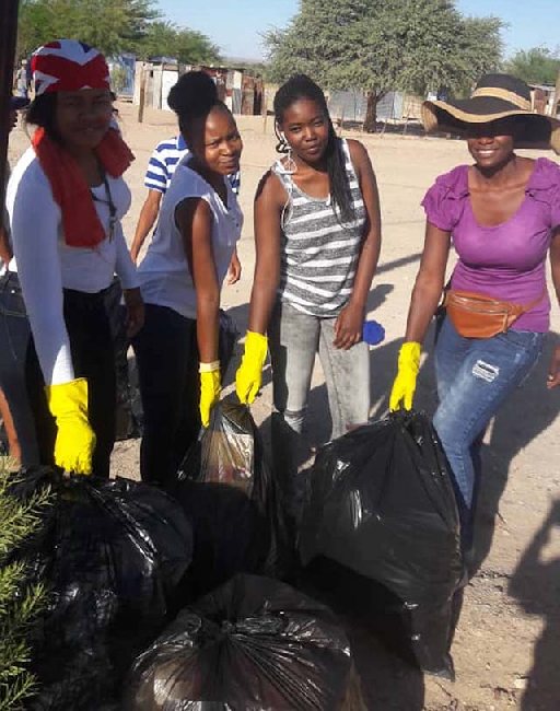 Residents clean up Bethanie village - The Namibian