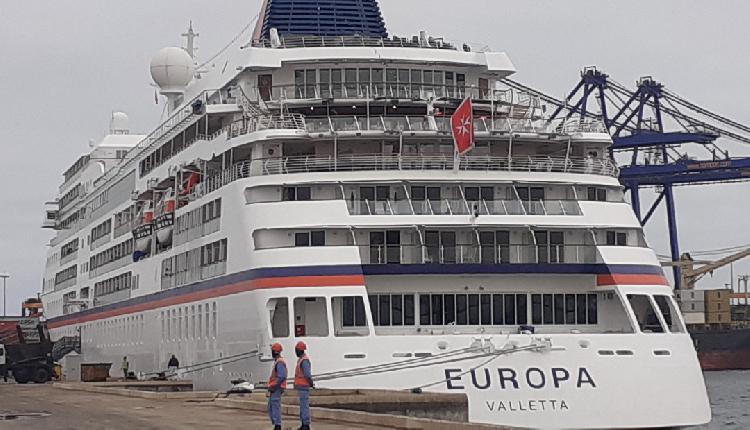 Walvis Bay welcomes first passenger vessel in a year - The Namibian