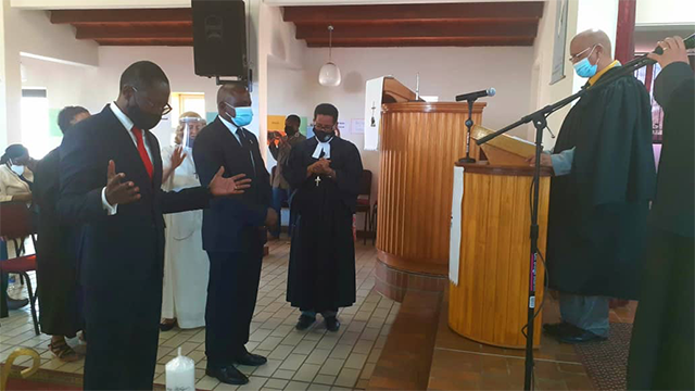 Leaders urged to pray - The Namibian