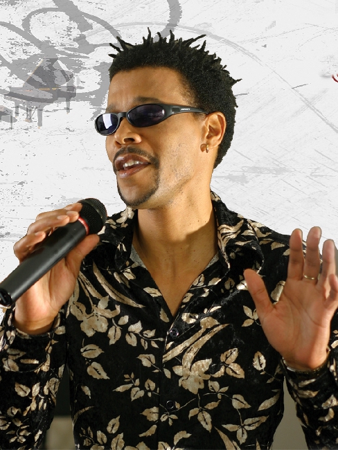 Watch Freddy Taylor live - The Namibian