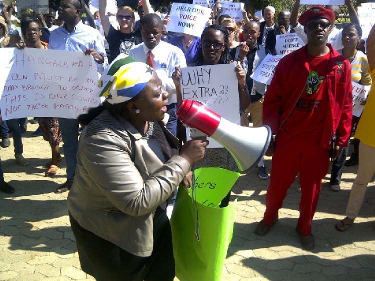 Namibians protest Constitutional changes - The Namibian