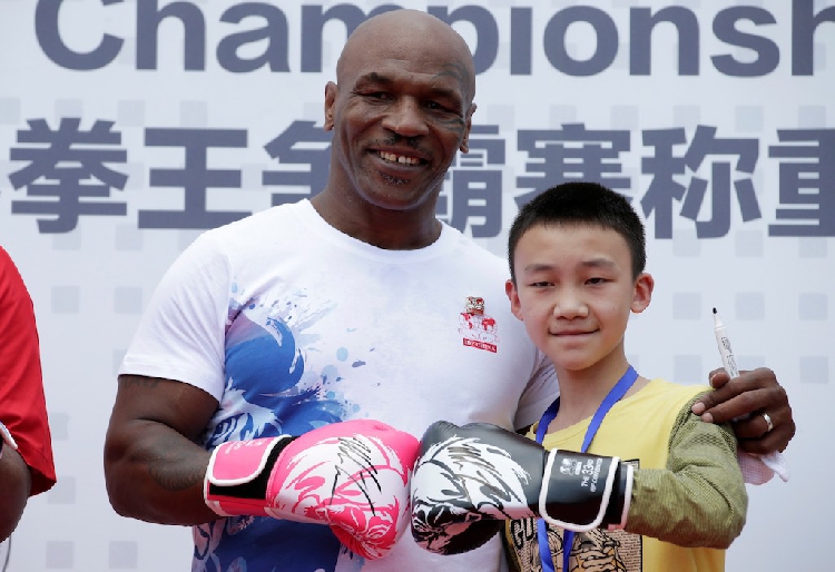 Tyson lands knockout blow against professionals at Rio - The Namibian