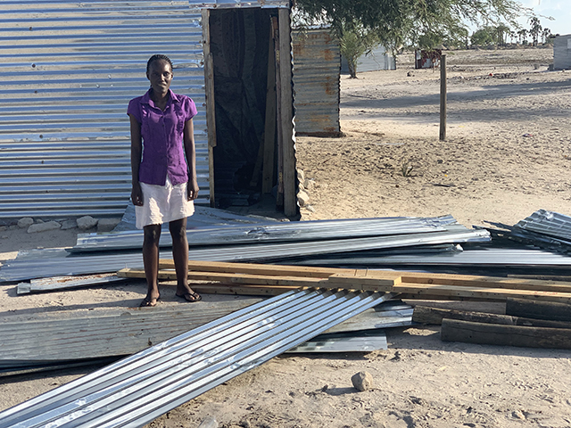 Ondangwa destroys shacks - The Namibian