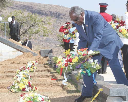 Seven heroes reburied - The Namibian