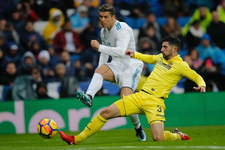 'Clasico of honour' - Real look to crash unbeaten Barca's party - The ...