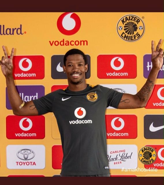Virgil Vries signs for Chiefs - The Namibian