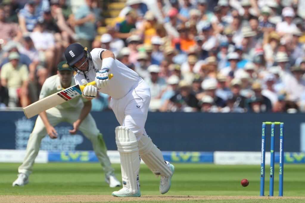 Root leads run-spree as England press for Ashes-levelling win - Sport ...