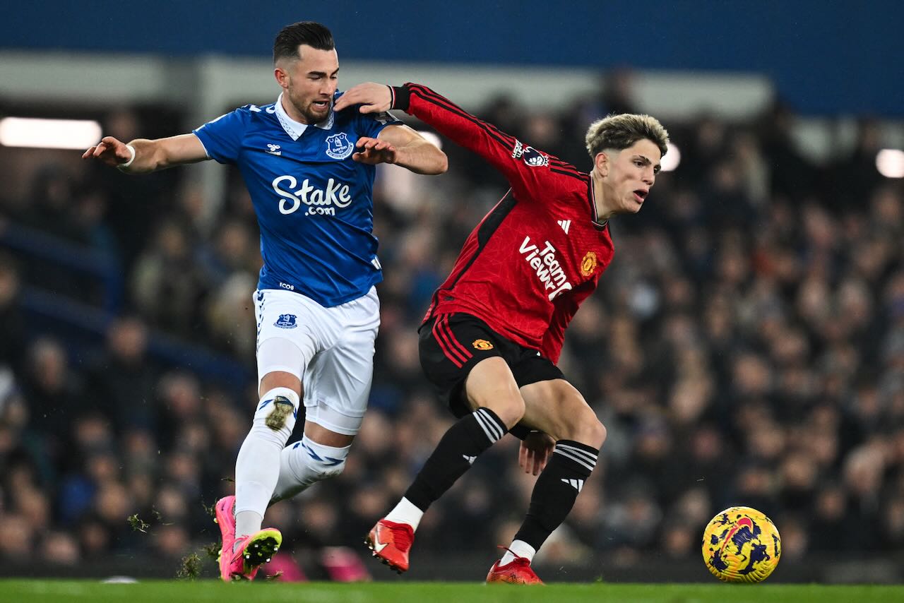 Garnacho stunner helps Man Utd quell Everton fury - Sport - The Namibian