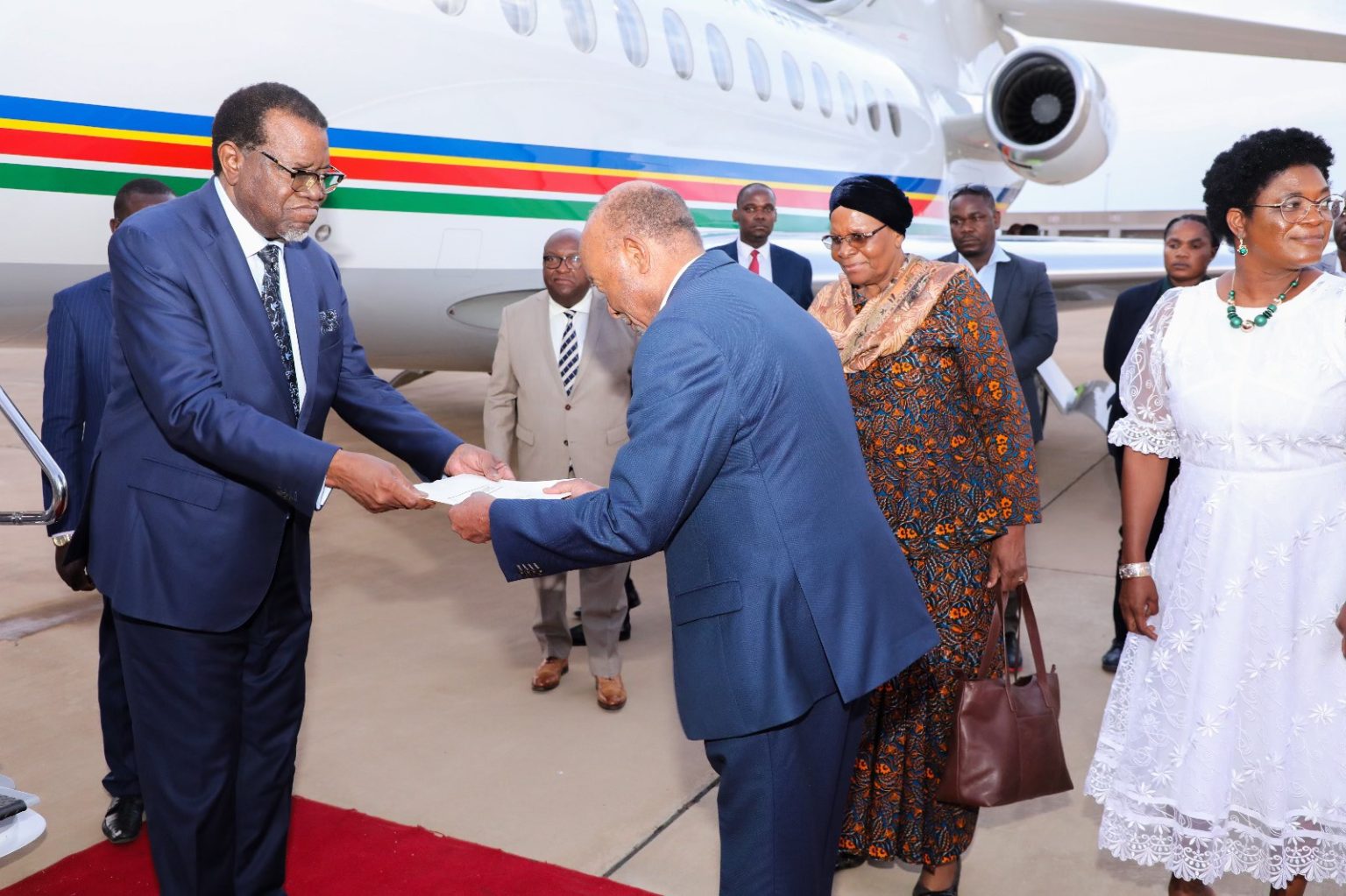 Mbumba recounts Geingob’s last days - News - The Namibian
