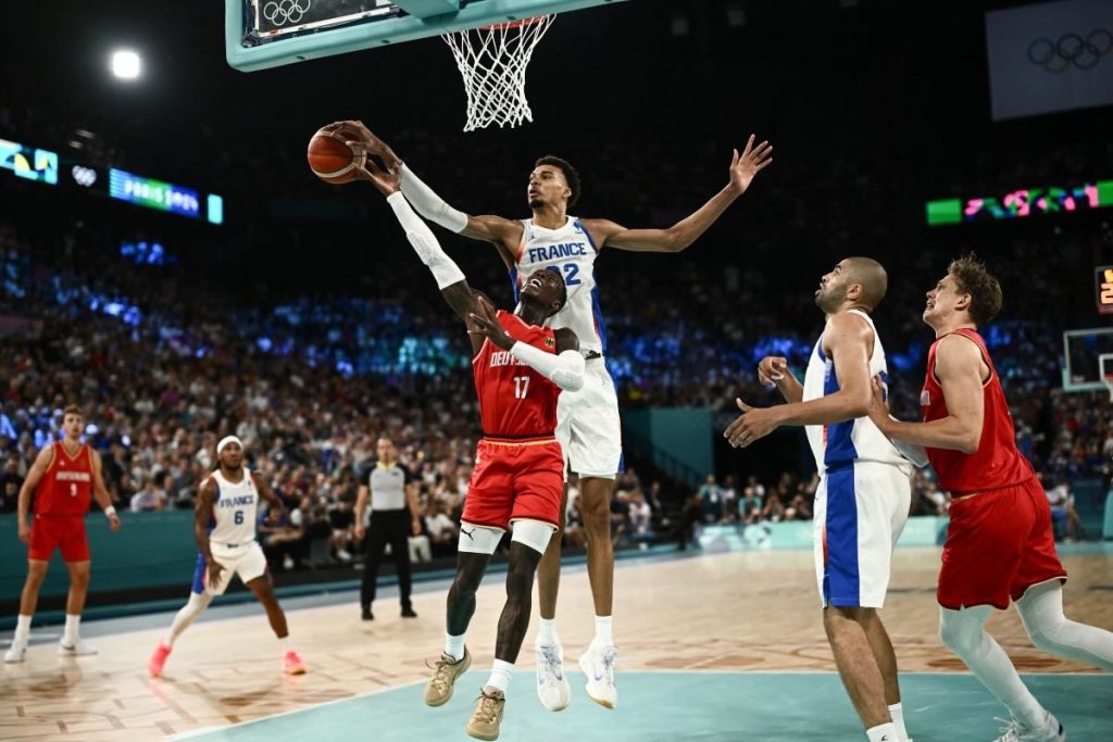 France aim to topple US basketball all-stars in Olympic final - Sport ...