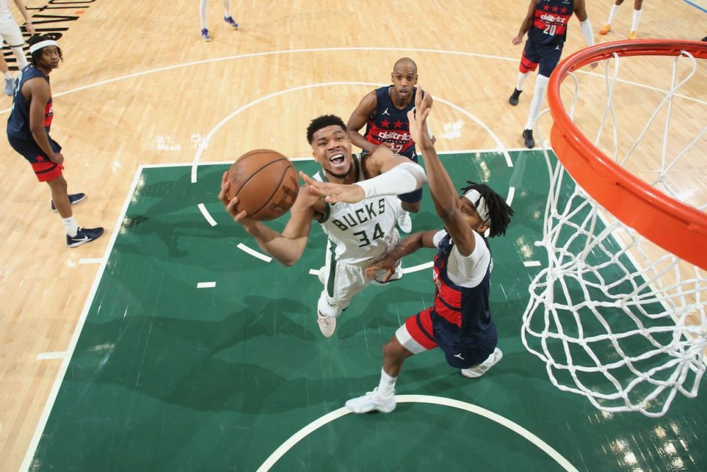 Giannis dunk lifts Bucks, NBA champion Thunder roll on - Sport - The ...