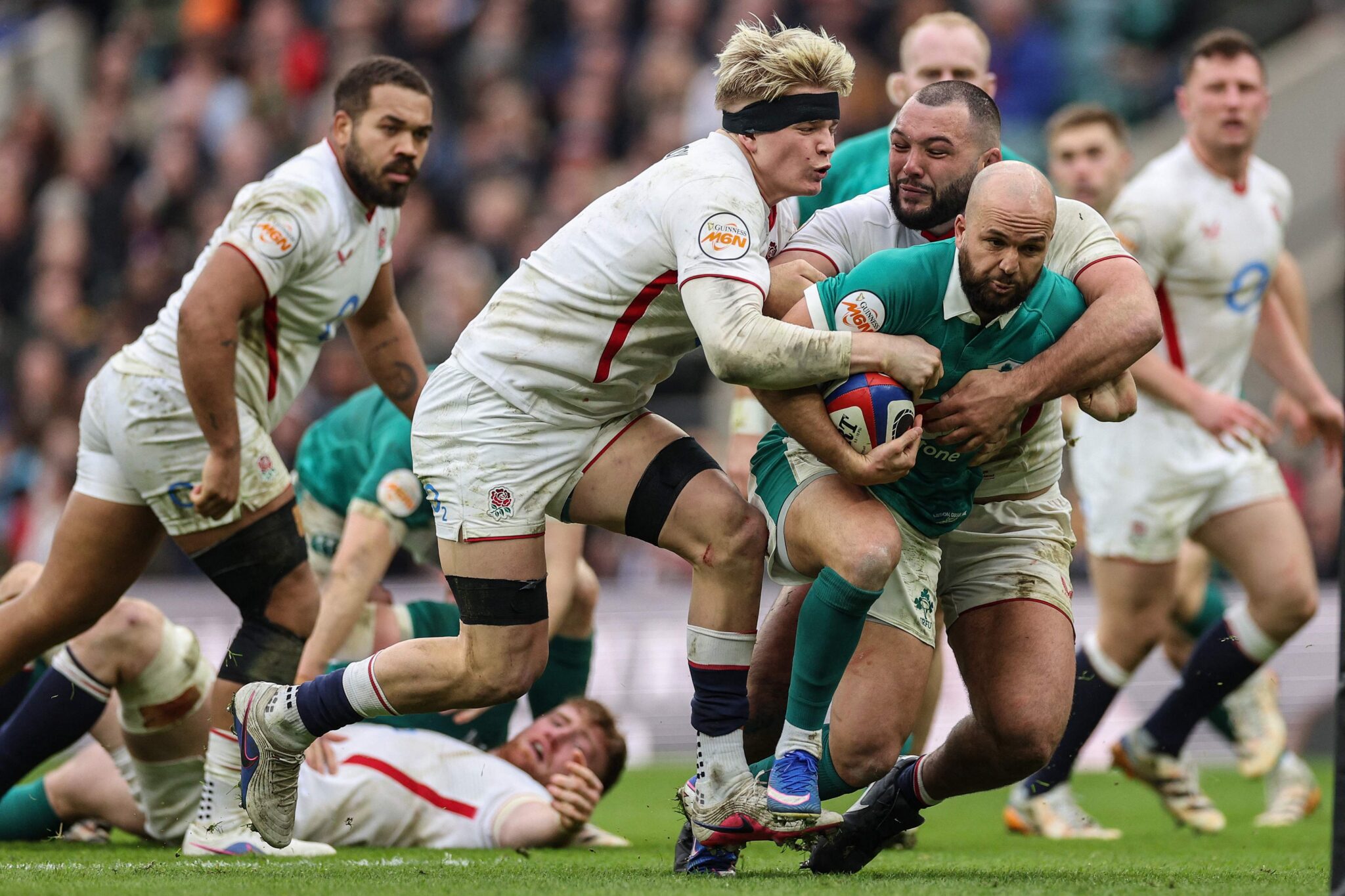 Gibson Park guides Ireland to record breaking win in England - Sport ...